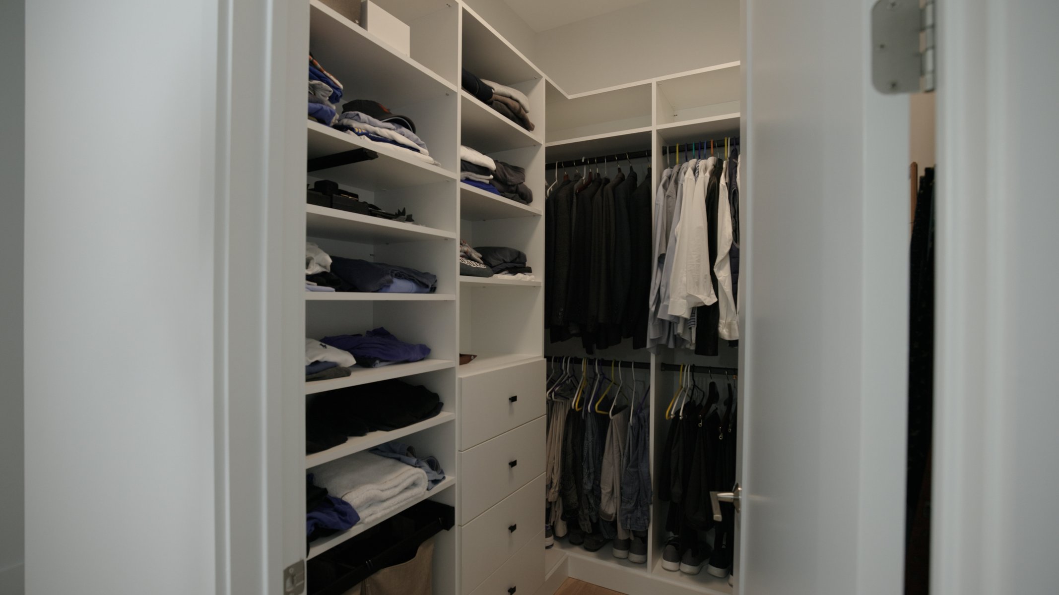 How to Design a Custom Closet For Your New Home