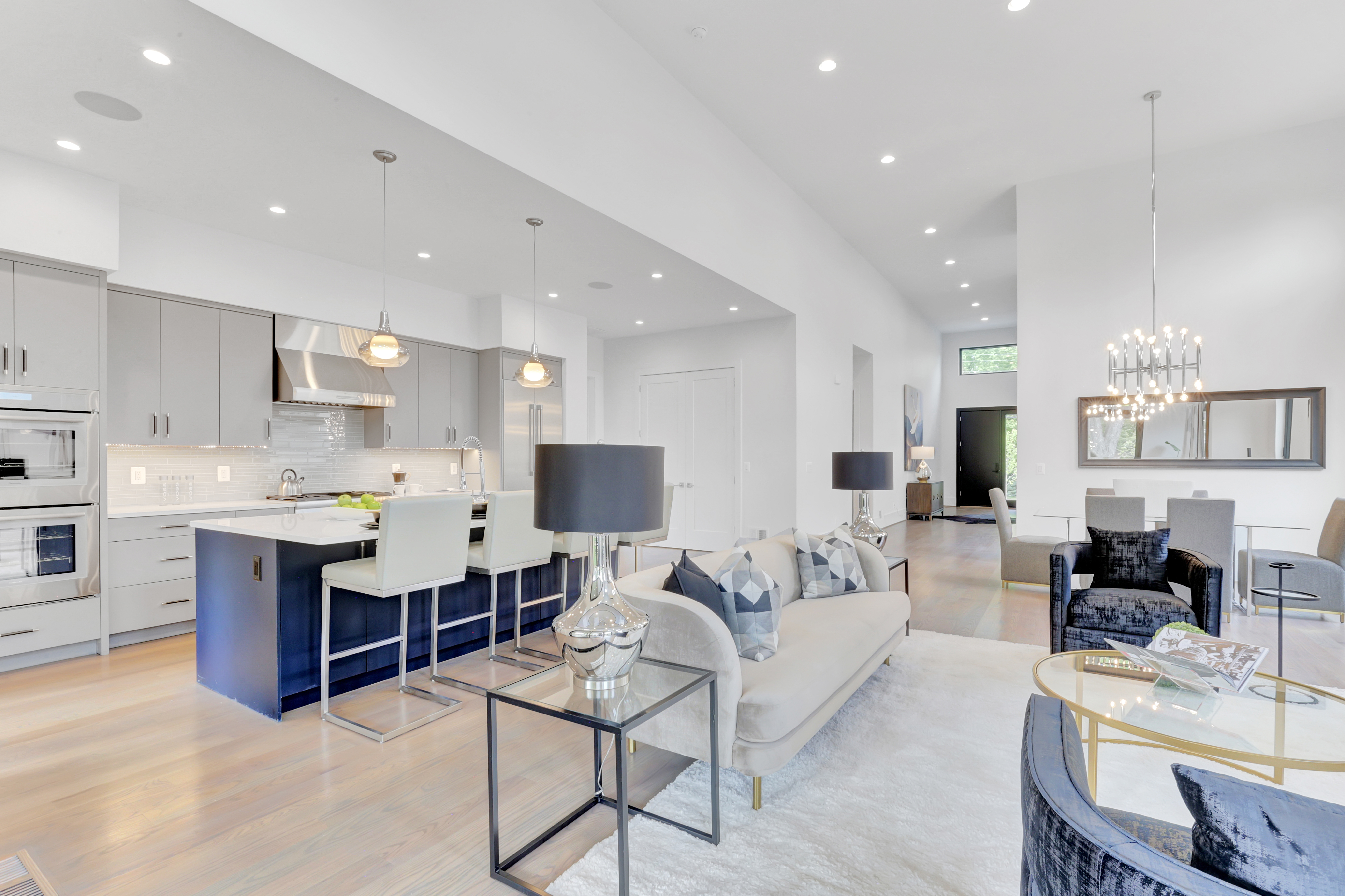Designing Your Dream Home Like a Celebrity: Custom Home Trends Inspired ...